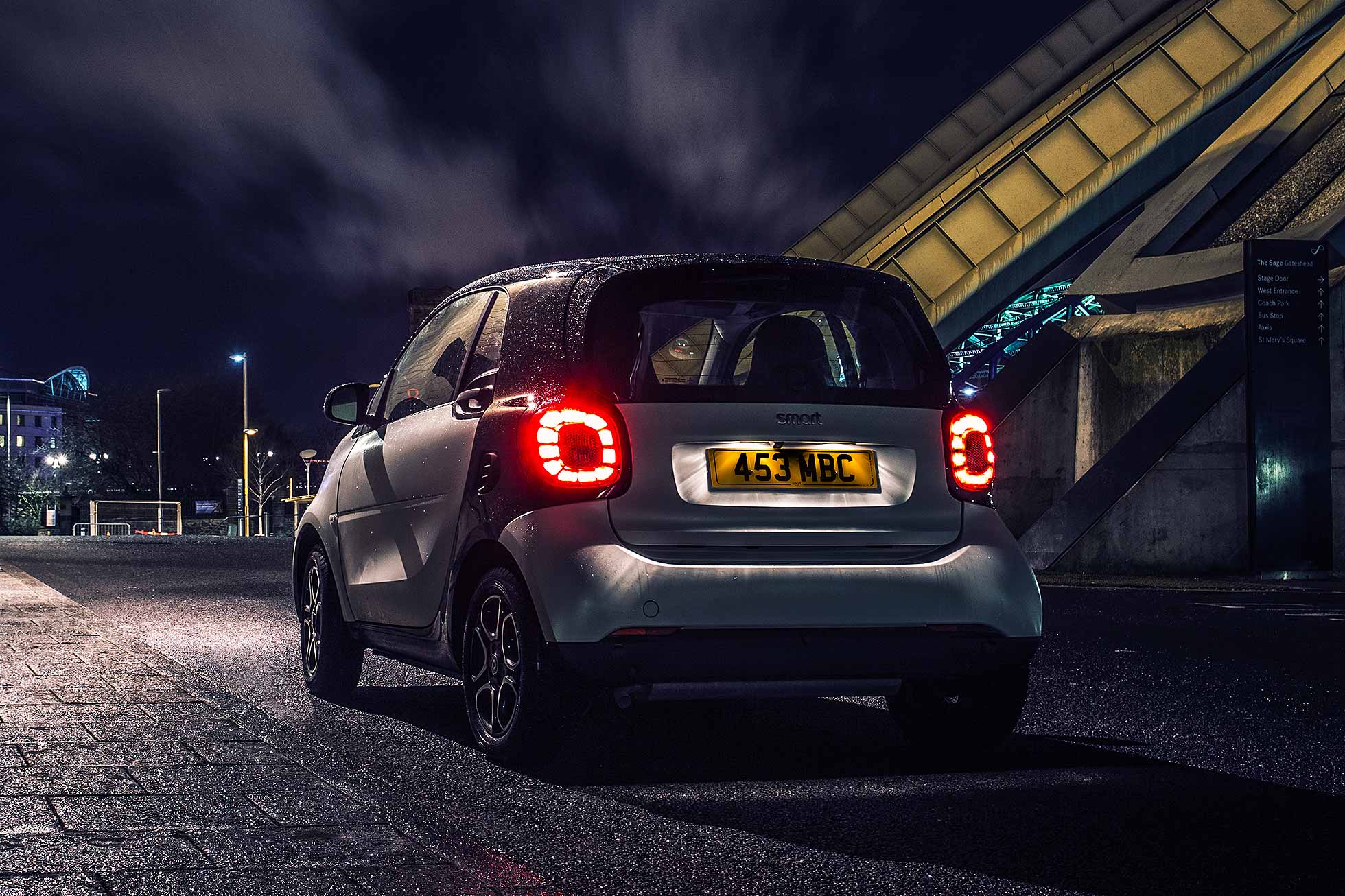 Smart Fortwo review: 2015 first drive | Motoring Research