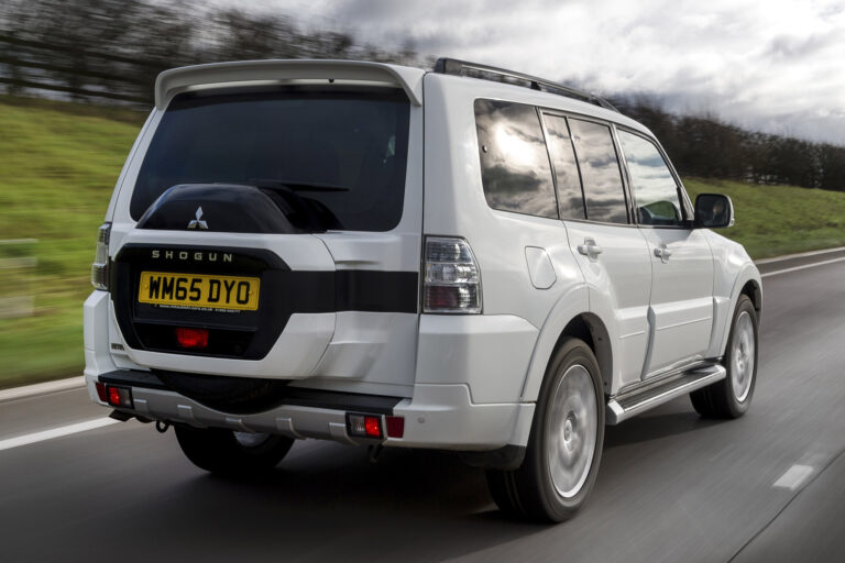 Mitsubishi Shogun (2016) road test review - Motoring Research
