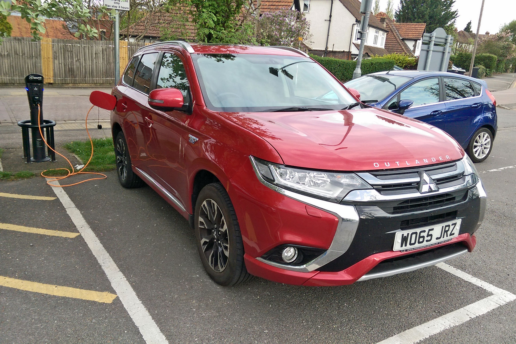 Mitsubishi Outlander PHEV (2016): long-term review - Motoring Research