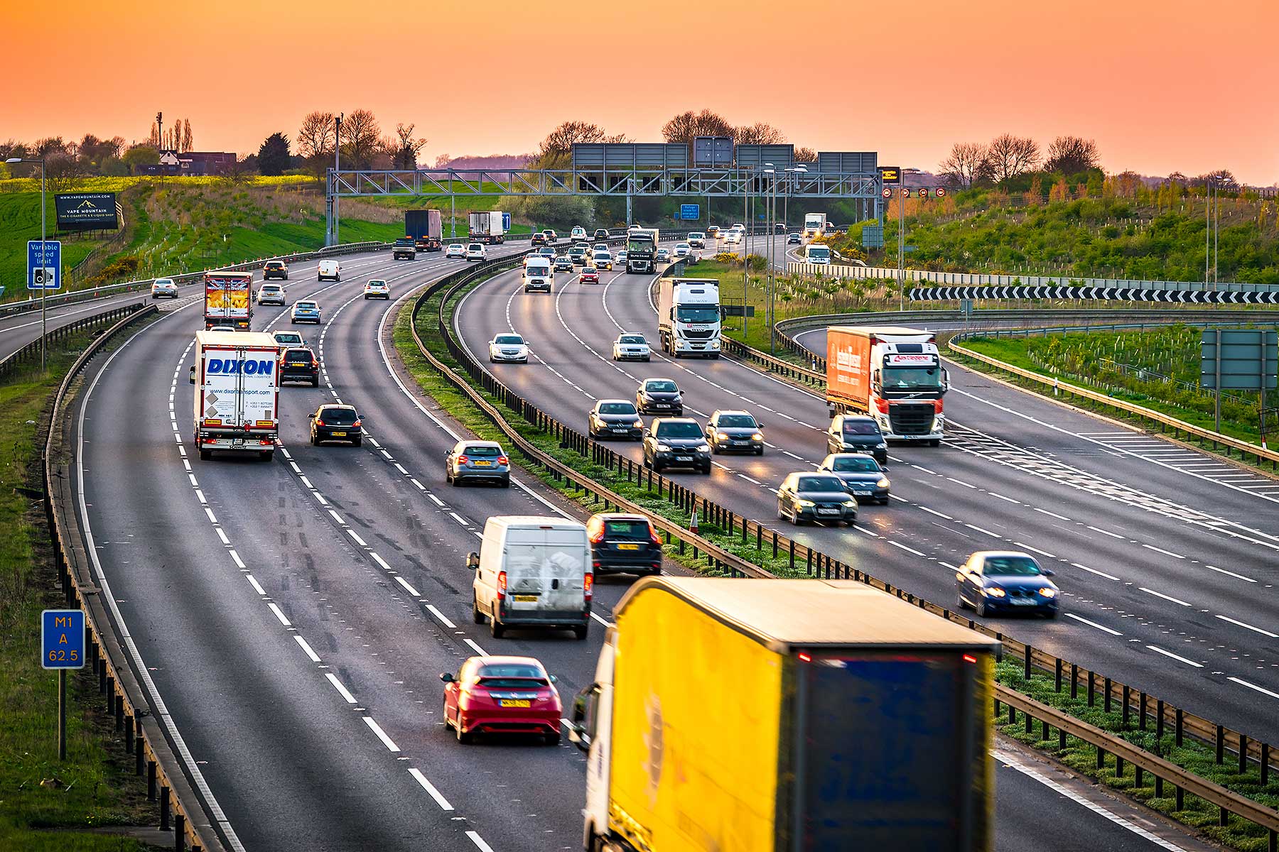 M1 Motorway To Get Orange Emergency Areas Motoring Research M1 Motorway To Get Orange Emergency Areas Motoring Research