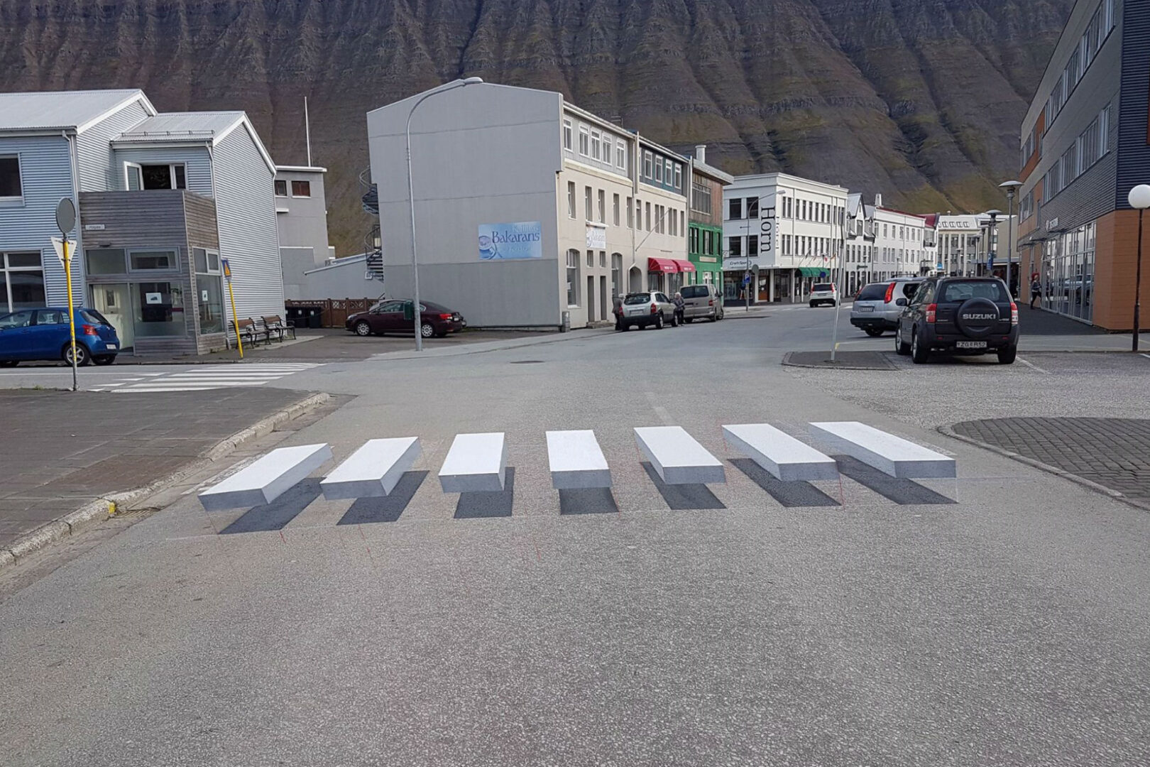 3D zebra crossings are being trialled in Iceland - Motoring Research