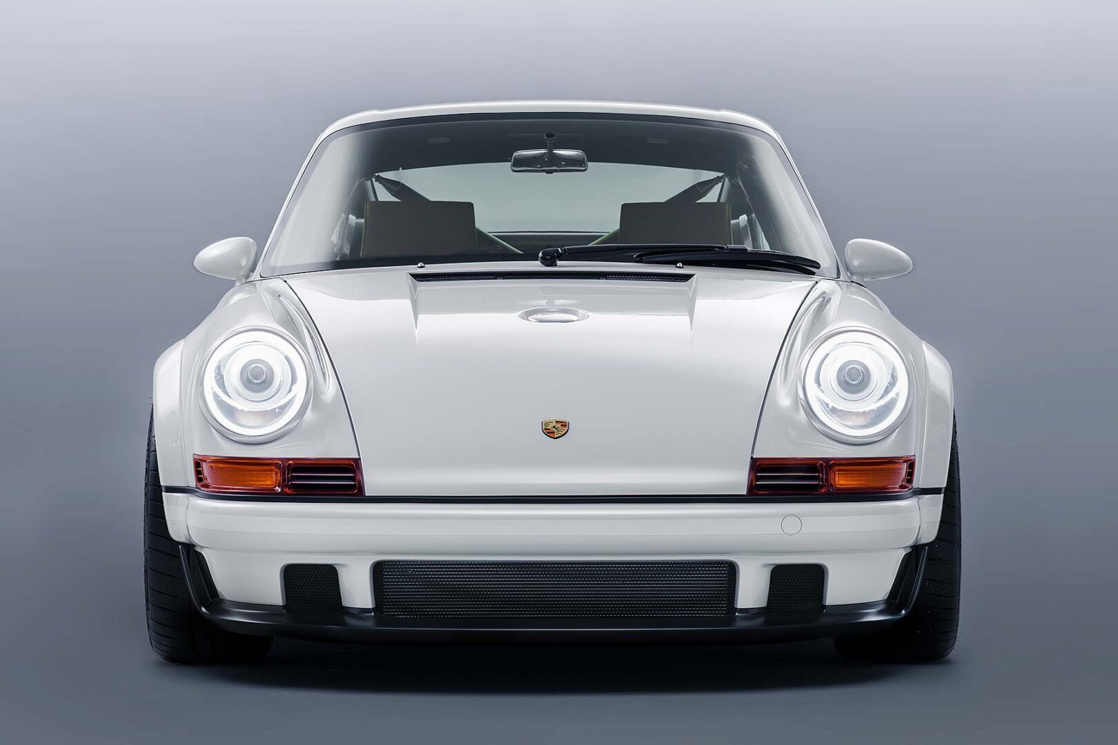 Singer and Williams create the world’s most advanced retro Porsche 911 ...