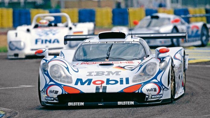Porsche revives the 90s with another retro racing livery for 911 RSR ...