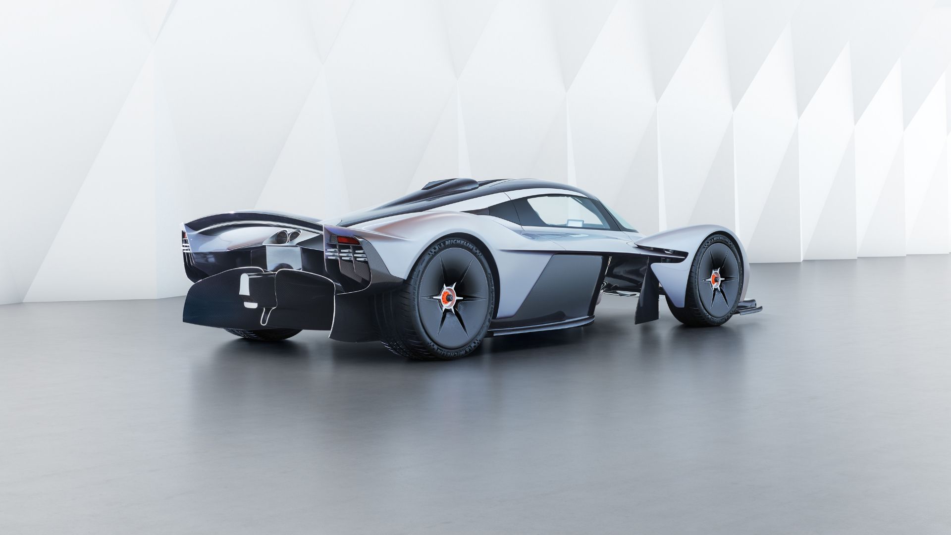 Aston Martin reveals spec of Valkyrie's incredible V12 engine