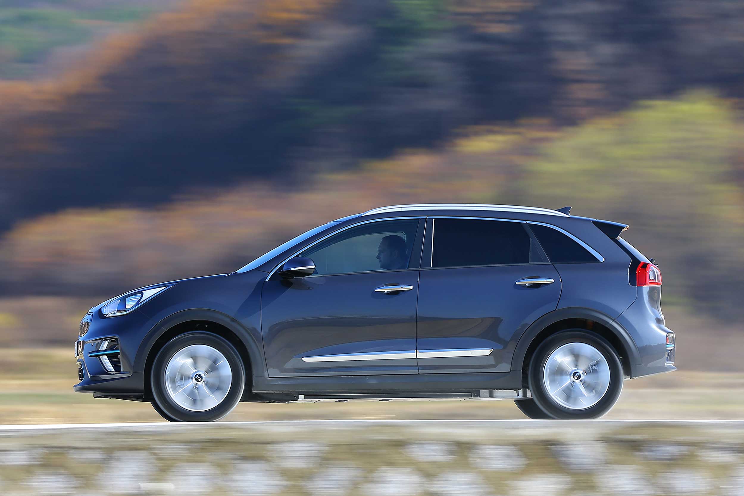 2019 Kia E Niro Review The Family EV That Banishes Range Anxiety