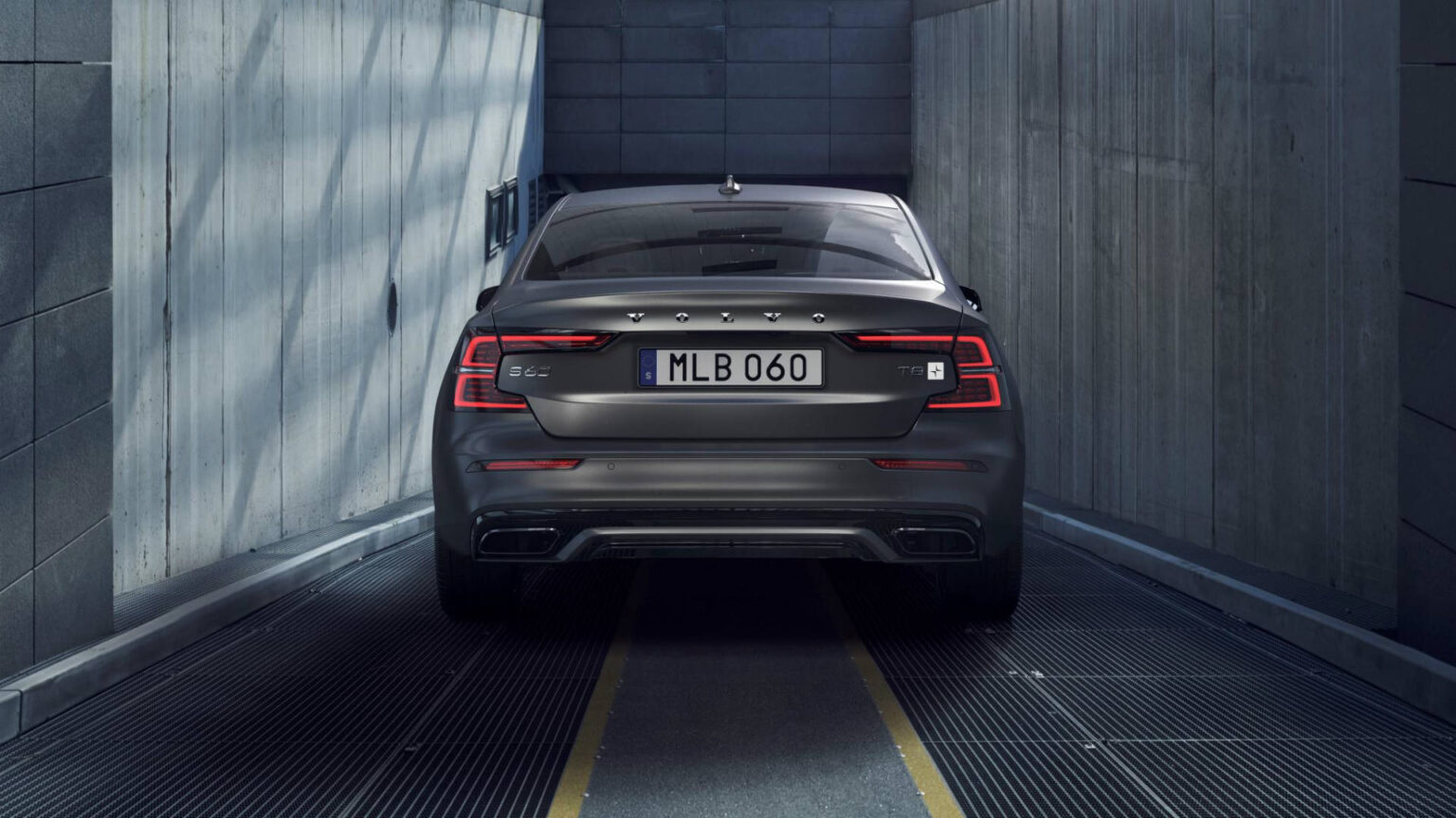 Volvo launches its fastest-accelerating car EVER - Motoring Research