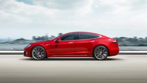 Tesla launches 'Cheetah Stance' with Model S and Model X update