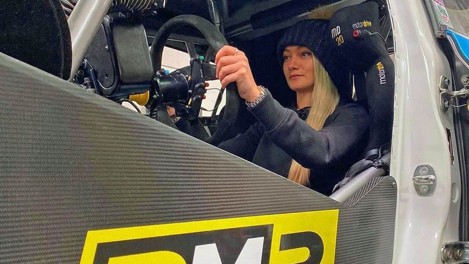 Jess Hawkins to be second female BTCC racer of 2020 - Motoring Research