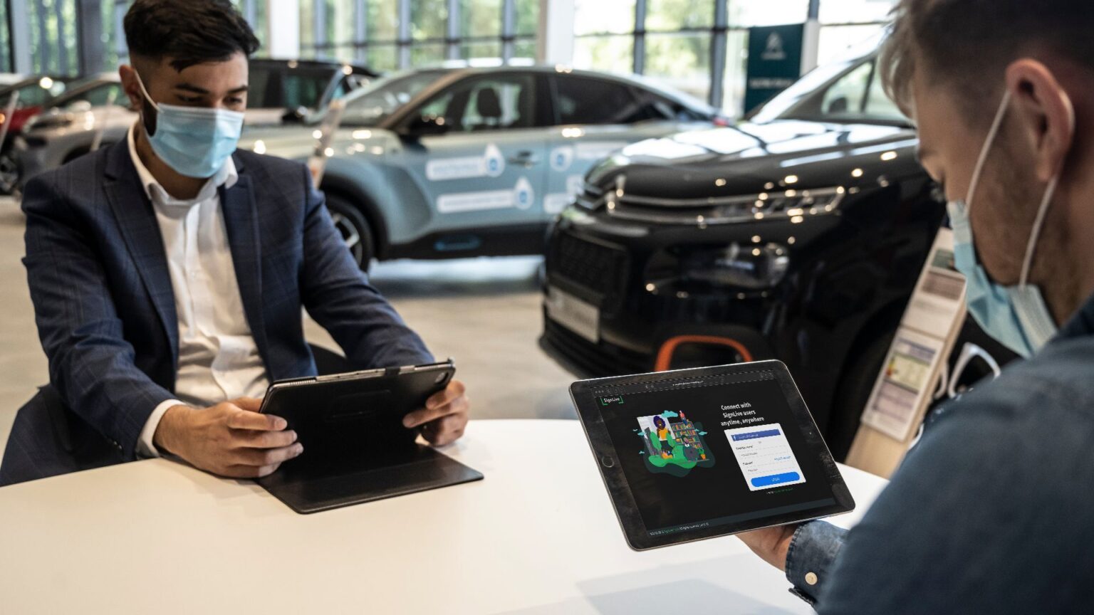 Citroen rolls out sign language screens to car dealers