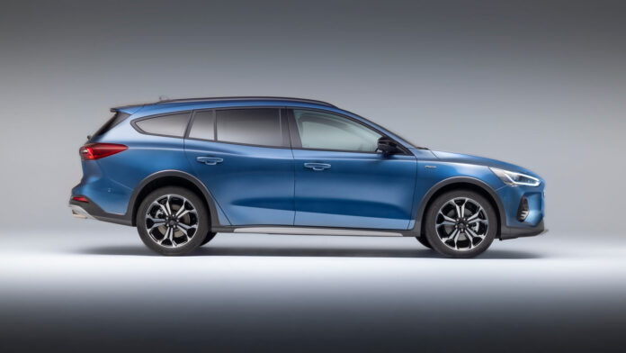 Updated Ford Focus gains new style and electrified tech - Motoring Research