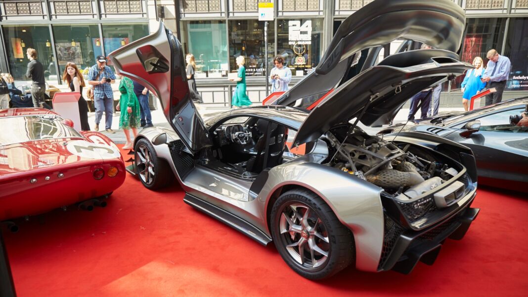 Czinger 21C: 3D-printed hypercar makes red-carpet London debut