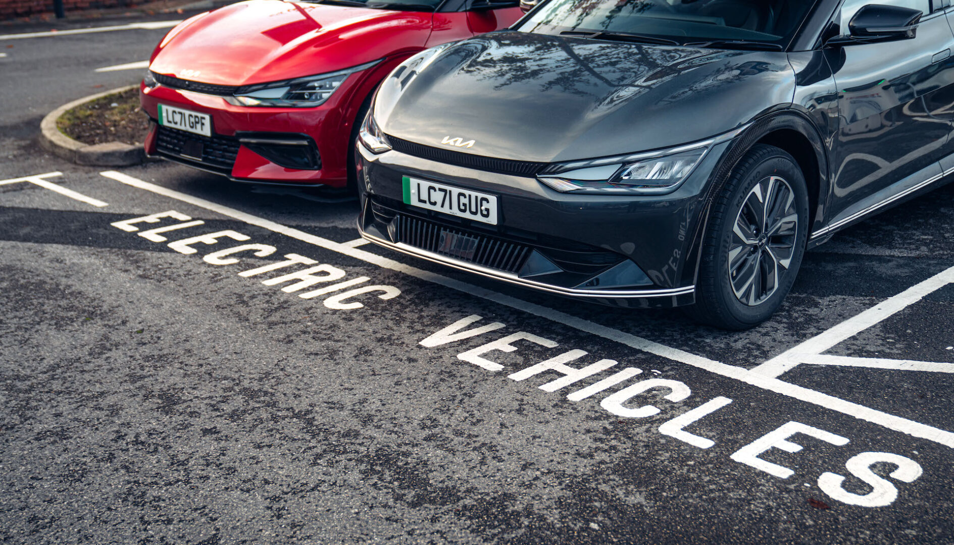 Energy storage systems to boost EV charging at motorway services