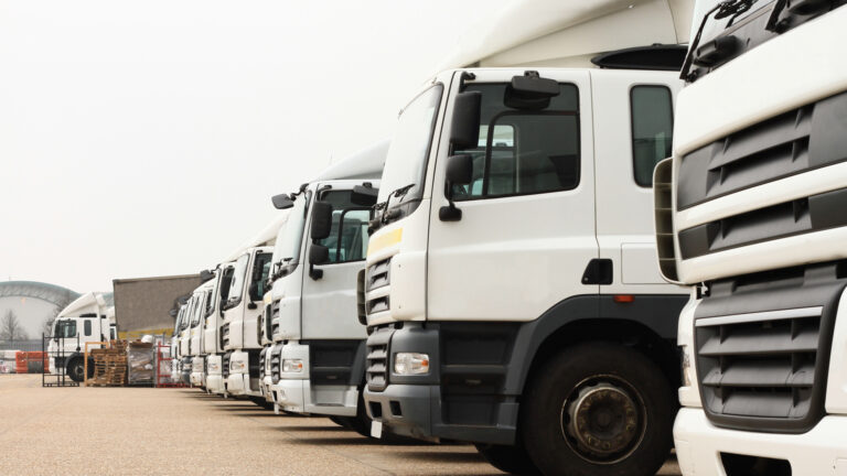 How you can report an unsafe lorry, coach or bus driver
