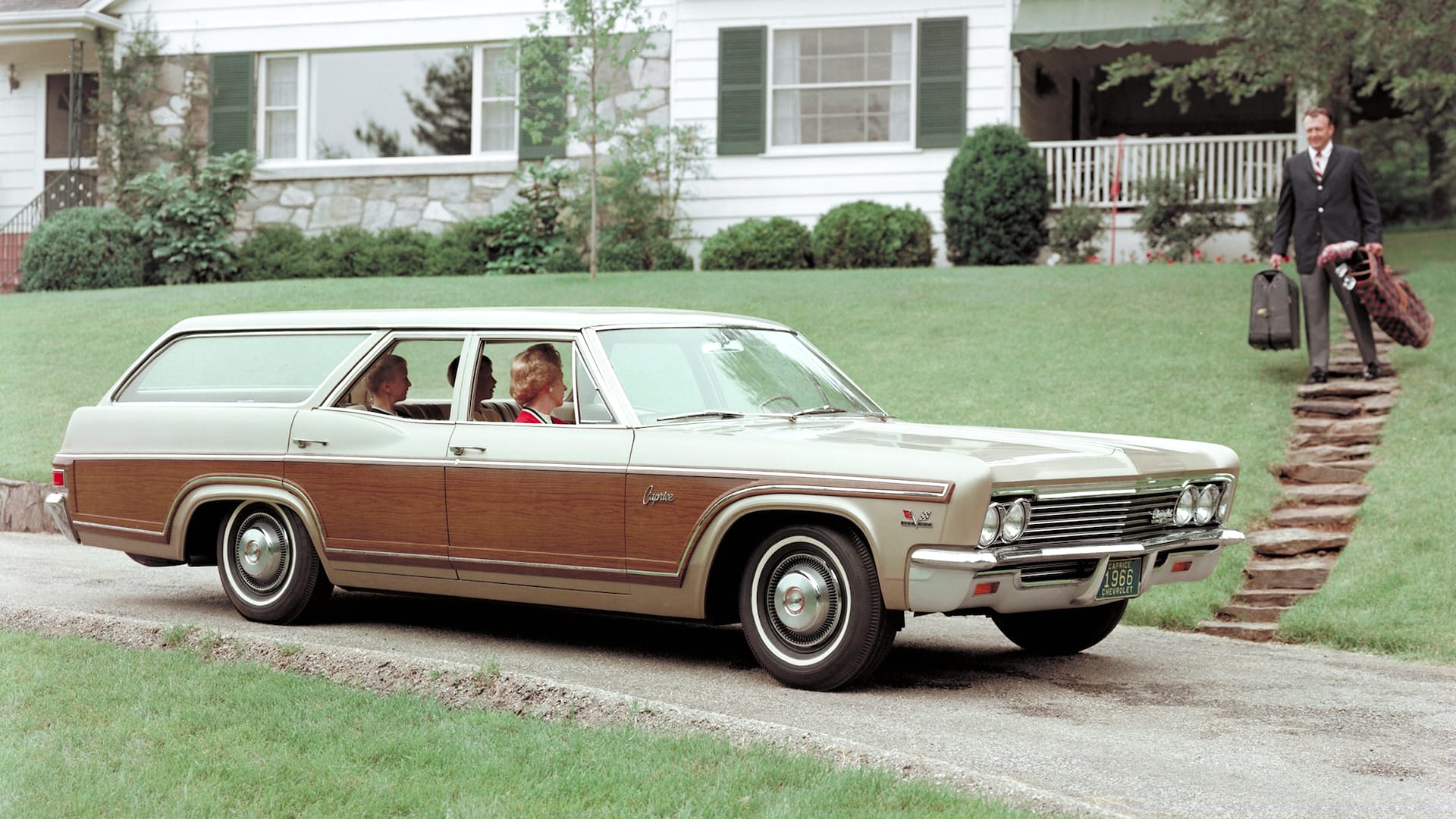 Remembering the Rise and Fall of the American Woodie Wagon - Motoring ...