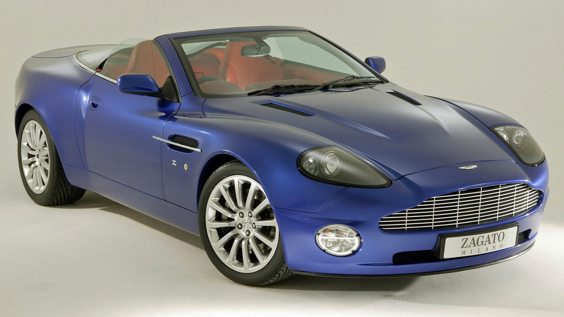 Revealed: Aston Martin Vanquish roars back with 835hp V12 - Motoring ...