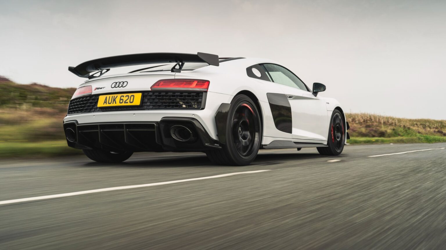 Audi R8 V10 GT RWD 2024 review