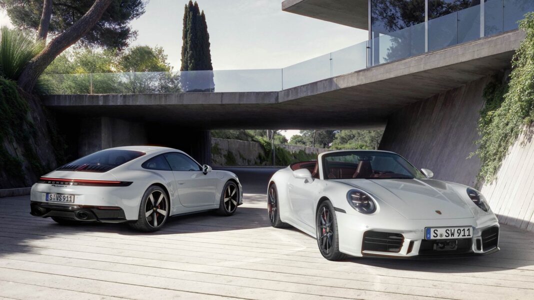 2025 Porsche 911 Carrera S revealed with more power and tech