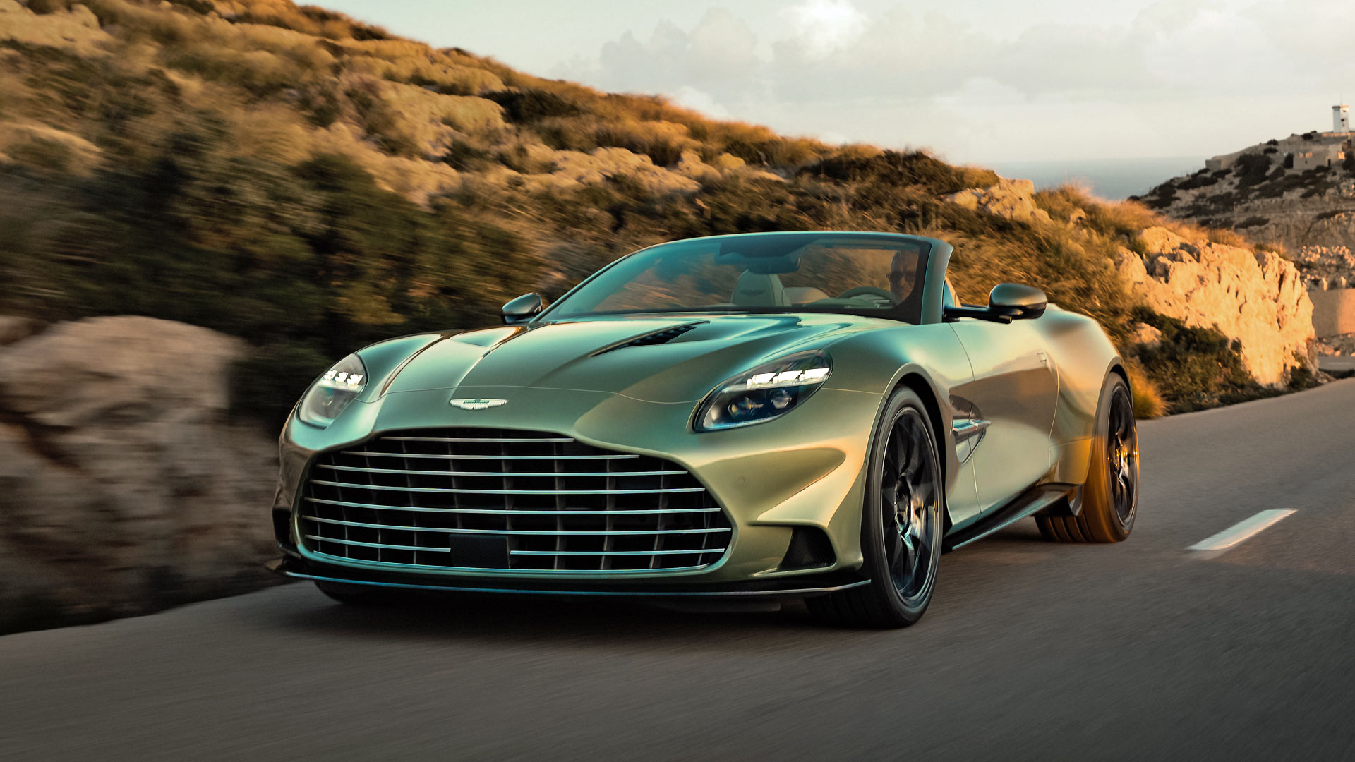 New Aston Martin Vanquish Volante turns up the V12 volume