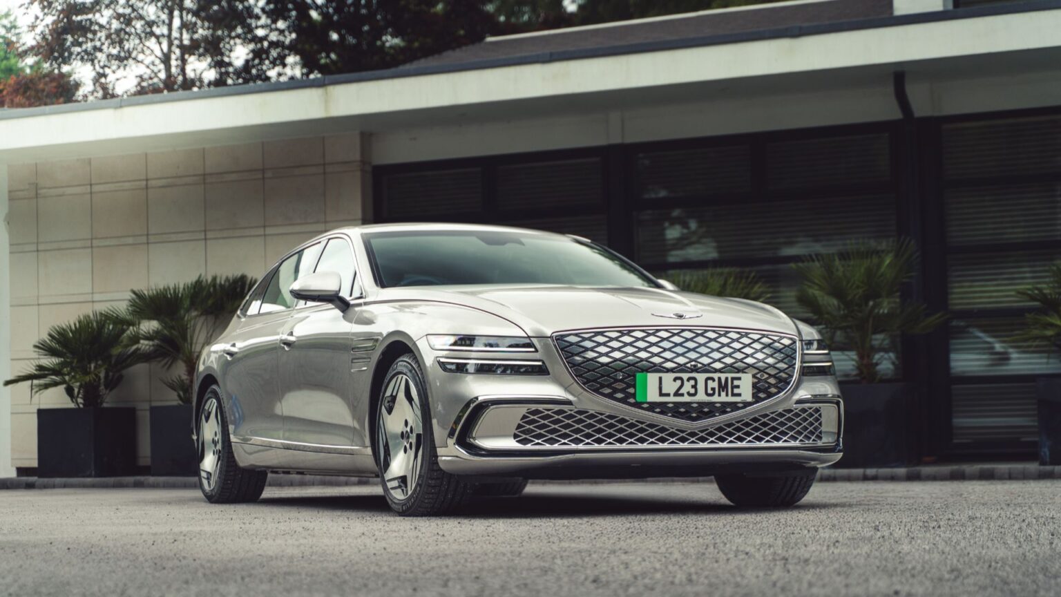 Best luxury cars to buy in 2026