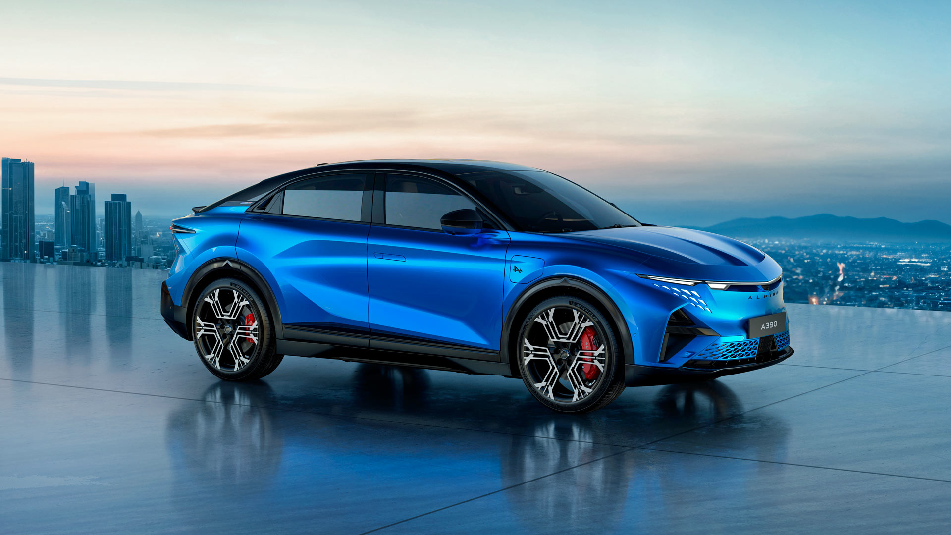 Alpine A390 revealed: electric SUV targets the Porsche Macan