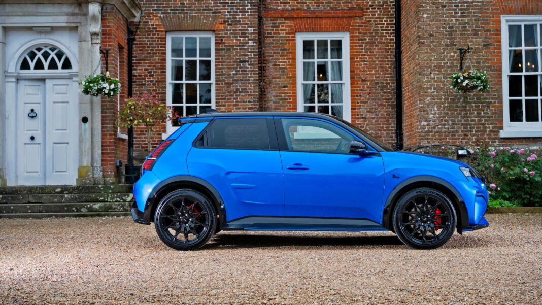 Alpine A290 prices: electric hot hatchback to cost from £33,500