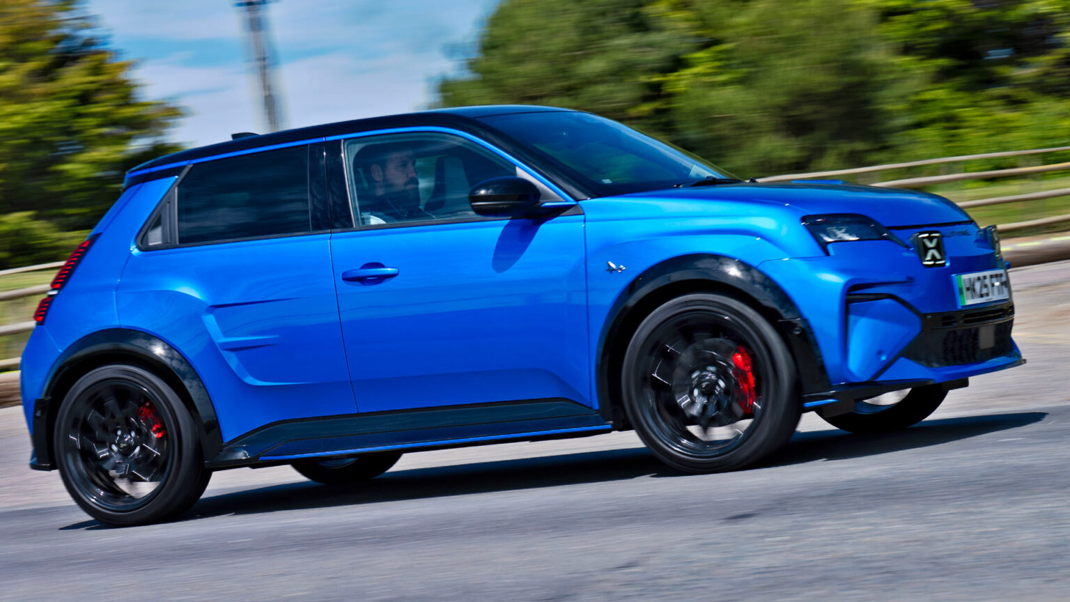 Alpine A290 hot hatch available from £295 per month