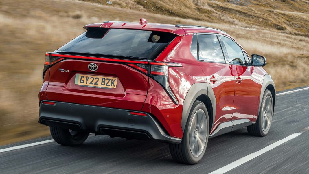 Toyota bZ4X electric SUV prices cut to £36,995 - Motoring Research
